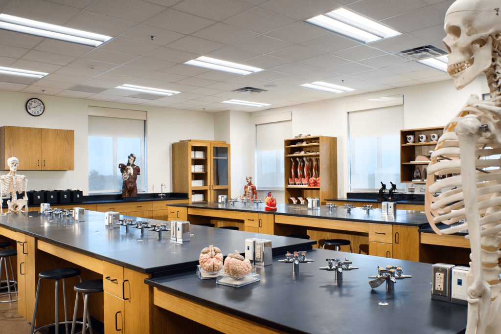 PASCO-HERNANDO STATE COLLEGE SPRING HILL CENTER - Florida Architects